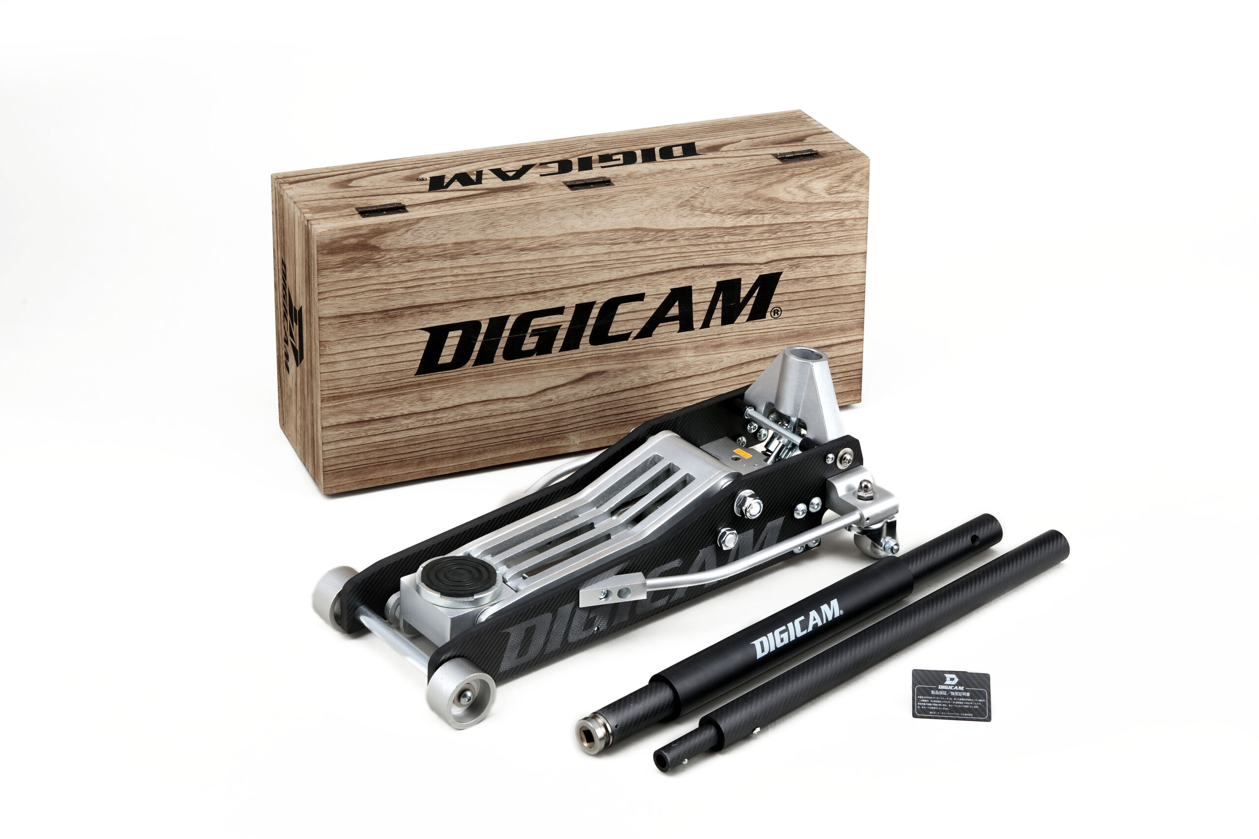 DIGICAMからカーボンジャッキが発売開始‼ – D1 OFFICIAL WEBSITE